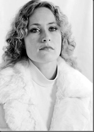 A Love Song for A Queen ⋆ Effie Darlene Barba